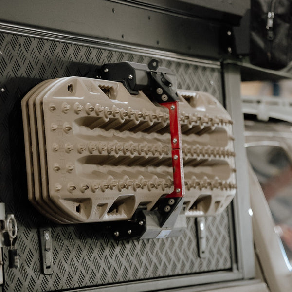 Maxtrax MKII Quick Mount – Juniper Overland